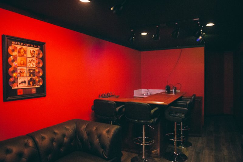 Lounge - Red Room Studios