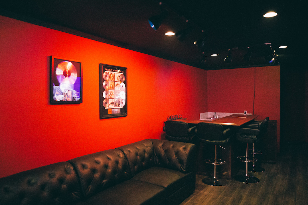 Lounge - Red Room Studios